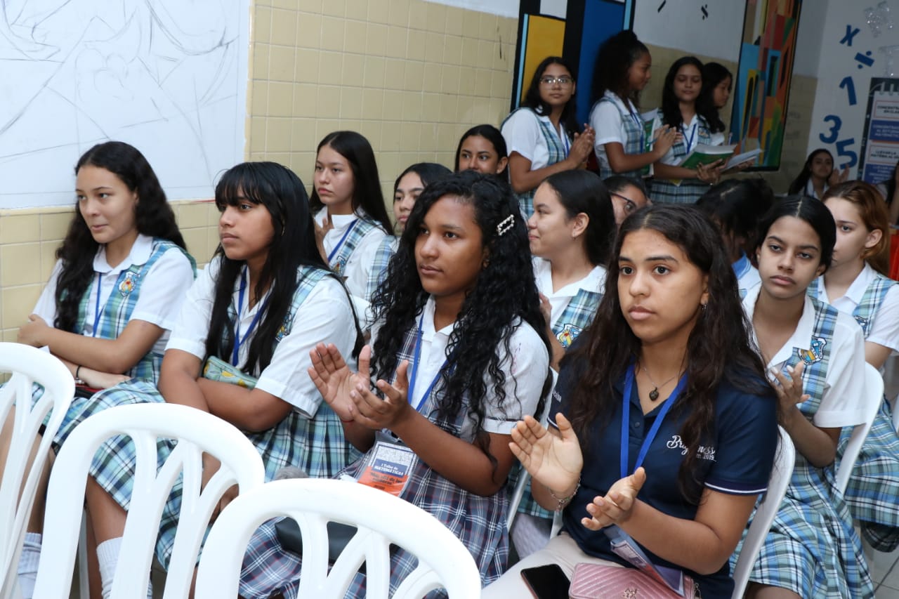 Colegio Madre Marcelina realiza I Taller de Matemáticas